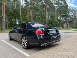 Green Mercedes-Benz E 220 2016 in Riga, with an engine capacity of 2.00 L and mileage of 222 thousand km for 20495 €, photo 8 on AUTOMOTO.COM.LV