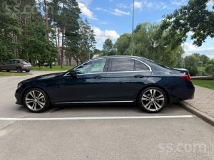 Green Mercedes-Benz E 220 2016 in Riga, with an engine capacity of 2.00 L and mileage of 222 thousand km for 20495 €, photo 9 on AUTOMOTO.COM.LV