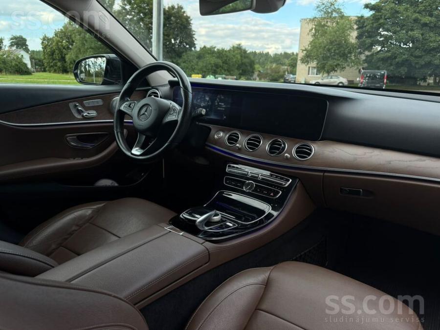 Green Mercedes-Benz E 220 2016 in Riga, with an engine capacity of 2.00 L and mileage of 222 thousand km for 20495 €, photo 10 on AUTOMOTO.COM.LV