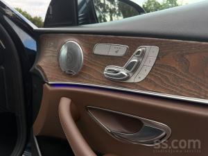 Green Mercedes-Benz E 220 2016 in Riga, with an engine capacity of 2.00 L and mileage of 222 thousand km for 20495 €, photo 11 on AUTOMOTO.COM.LV