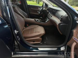Green Mercedes-Benz E 220 2016 in Riga, with an engine capacity of 2.00 L and mileage of 222 thousand km for 20495 €, photo 12 on AUTOMOTO.COM.LV
