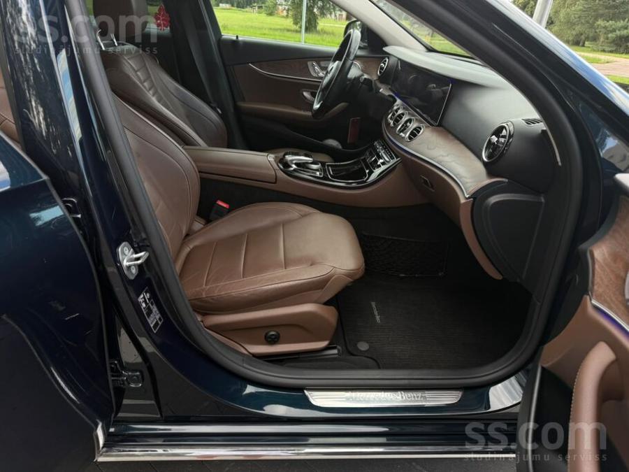 Green Mercedes-Benz E 220 2016 in Riga, with an engine capacity of 2.00 L and mileage of 222 thousand km for 20495 €, photo 12 on AUTOMOTO.COM.LV