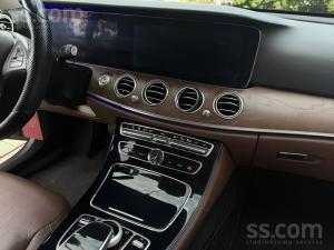 Green Mercedes-Benz E 220 2016 in Riga, with an engine capacity of 2.00 L and mileage of 222 thousand km for 20495 €, photo 16 on AUTOMOTO.COM.LV