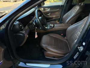 Zaļš Mercedes-Benz E 220 2016 Rīga, ar dzinēja tilpumu 2.00 L un nobraukumu 224 tūkst. km par 18695 €, foto 12 vietnē AUTOMOTO.COM.LV