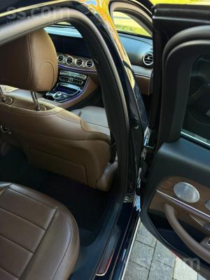 Zaļš Mercedes-Benz E 220 2016 Rīga, ar dzinēja tilpumu 2.00 L un nobraukumu 224 tūkst. km par 18695 €, foto 15 vietnē AUTOMOTO.COM.LV