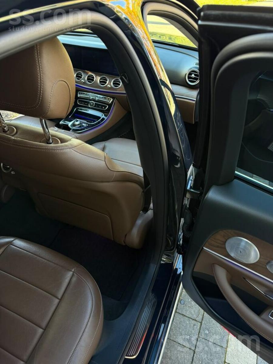 Zaļš Mercedes-Benz E 220 2016 Rīga, ar dzinēja tilpumu 2.00 L un nobraukumu 224 tūkst. km par 18695 €, foto 15 vietnē AUTOMOTO.COM.LV