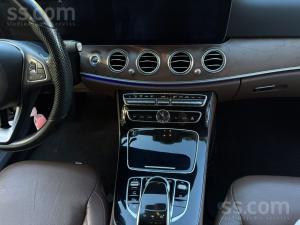 Zaļš Mercedes-Benz E 220 2016 Rīga, ar dzinēja tilpumu 2.00 L un nobraukumu 224 tūkst. km par 18695 €, foto 16 vietnē AUTOMOTO.COM.LV