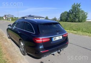 Zaļš Mercedes-Benz E 220 2016 Rīga, ar dzinēja tilpumu 2.00 L un nobraukumu 207 tūkst. km par 15800 €, foto 7 vietnē AUTOMOTO.COM.LV