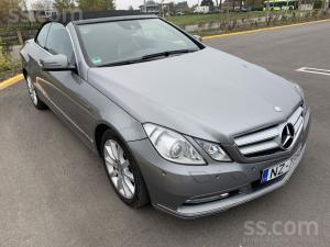 Grey Mercedes-Benz E 220 2011 in Riga, with an engine capacity of 2.10 L and mileage of 251 thousand km for 10000 €, photo  on AUTOMOTO.COM.LV