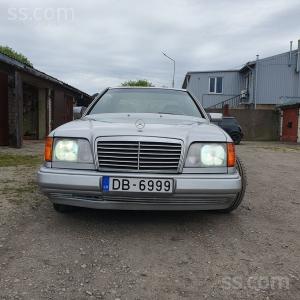 Pelēks Mercedes-Benz E 220 1996 Rīga, ar dzinēja tilpumu 2.20 L un nobraukumu 447 tūkst. km par 6200 €, foto  vietnē AUTOMOTO.COM.LV