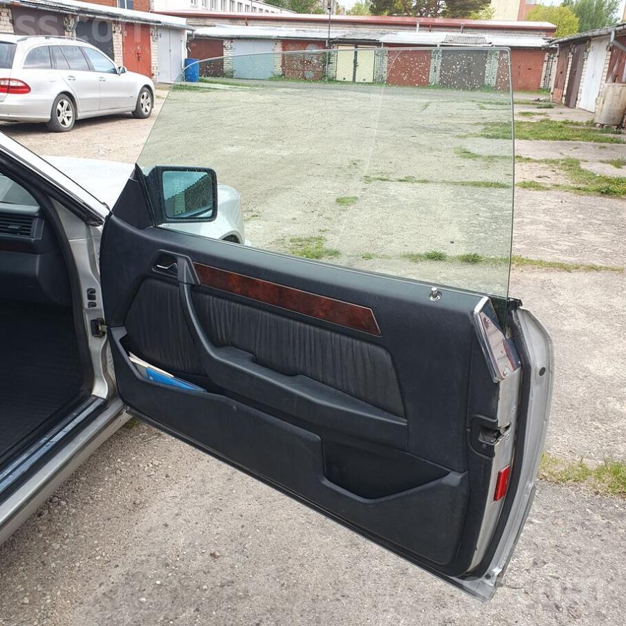 Pelēks Mercedes-Benz E 220 1996 Rīga, ar dzinēja tilpumu 2.20 L un nobraukumu 447 tūkst. km par 6200 €, foto 14 vietnē AUTOMOTO.COM.LV