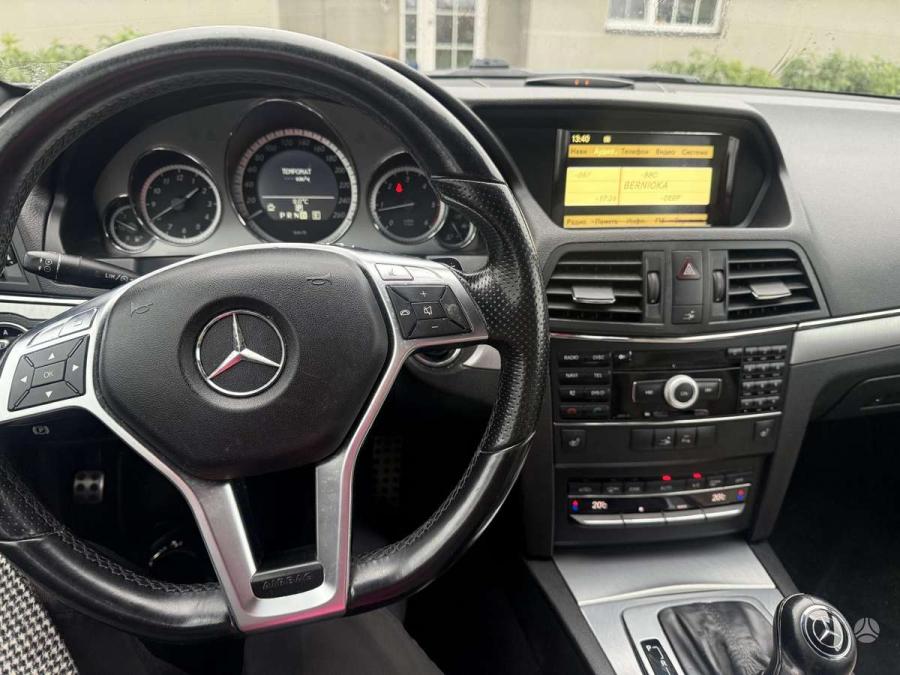Grey Mercedes-Benz E 220 2010 in Vilnius, with an engine capacity of 2.20 L and mileage of 295 thousand km for 6700 €, photo 21 on AUTOMOTO.COM.LV