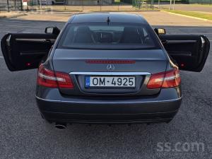 Серый Мерседес E 220 2010 в Рига, объемом двигателя 2.20 л и пробегом 0 тыс. км за 7250 €, фото 7 на AUTOMOTO.COM.LV