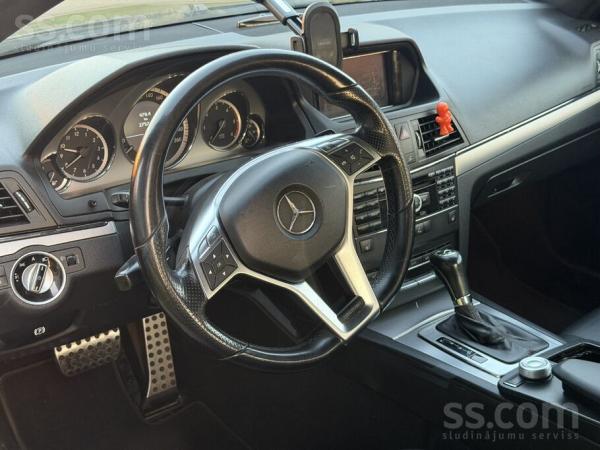 Pelēks Mercedes-Benz E 220 2010 Rīga, ar dzinēja tilpumu 2.20 L un nobraukumu 275 tūkst. km par 7800 €, foto 8 vietnē AUTOMOTO.COM.LV