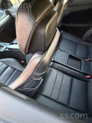 Pelēks Mercedes-Benz E 220 2010 Rīga, ar dzinēja tilpumu 2.20 L un nobraukumu 275 tūkst. km par 7800 €, foto 18 vietnē AUTOMOTO.COM.LV