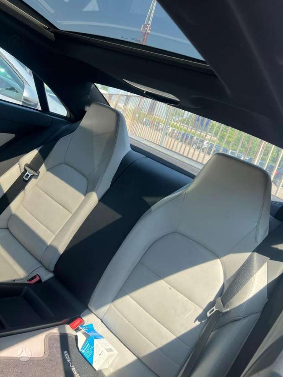 Grey Mercedes-Benz E 220 2011 in Alytus, with an engine capacity of 2.10 L and mileage of 268 thousand km for 3650 €, photo 15 on AUTOMOTO.COM.LV