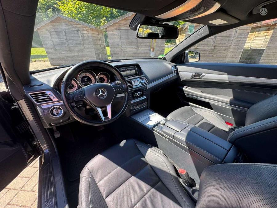 Pelēks Mercedes-Benz E 220 2014 Birštonas, ar dzinēja tilpumu 2.14 L un nobraukumu 260 tūkst. km par 9950 €, foto 10 vietnē AUTOMOTO.COM.LV