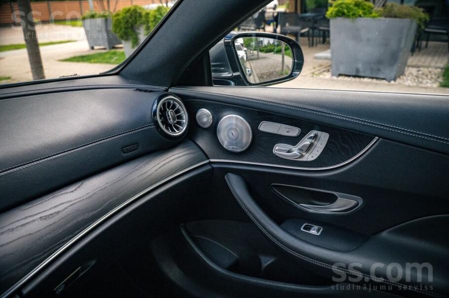 Pelēks Mercedes-Benz E 220 2017 Rīga, ar dzinēja tilpumu 2.00 L un nobraukumu 0 tūkst. km par 24990 €, foto 17 vietnē AUTOMOTO.COM.LV