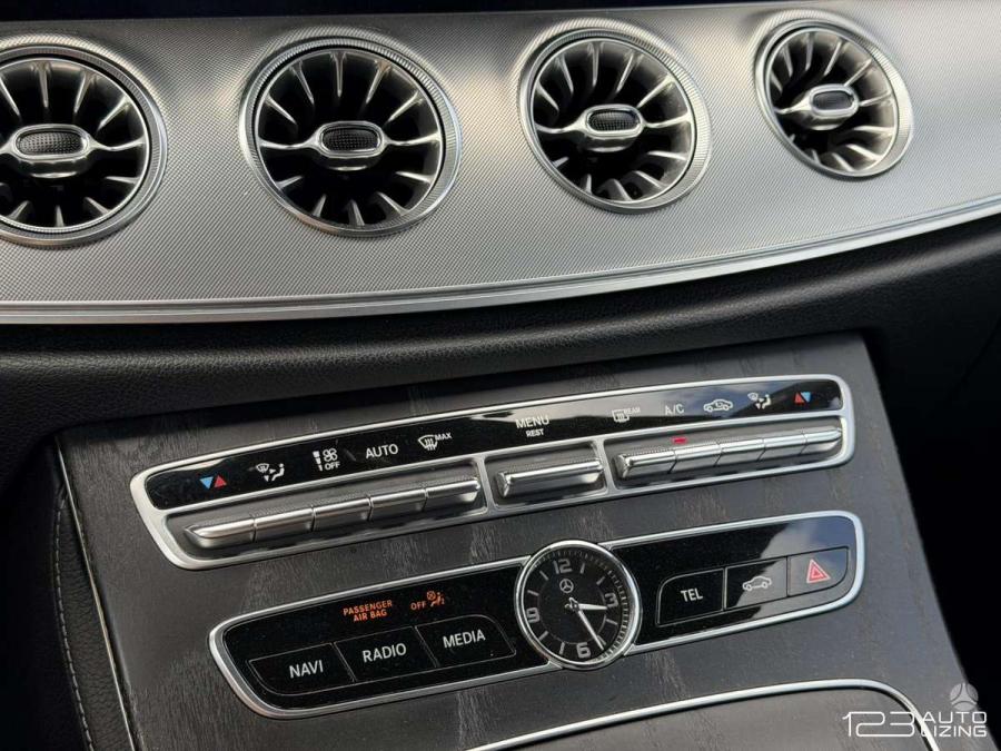 Grey Mercedes-Benz E 220 2017 in Taurage, with an engine capacity of 2.00 L and mileage of 209 thousand km for 22300 €, photo 24 on AUTOMOTO.COM.LV
