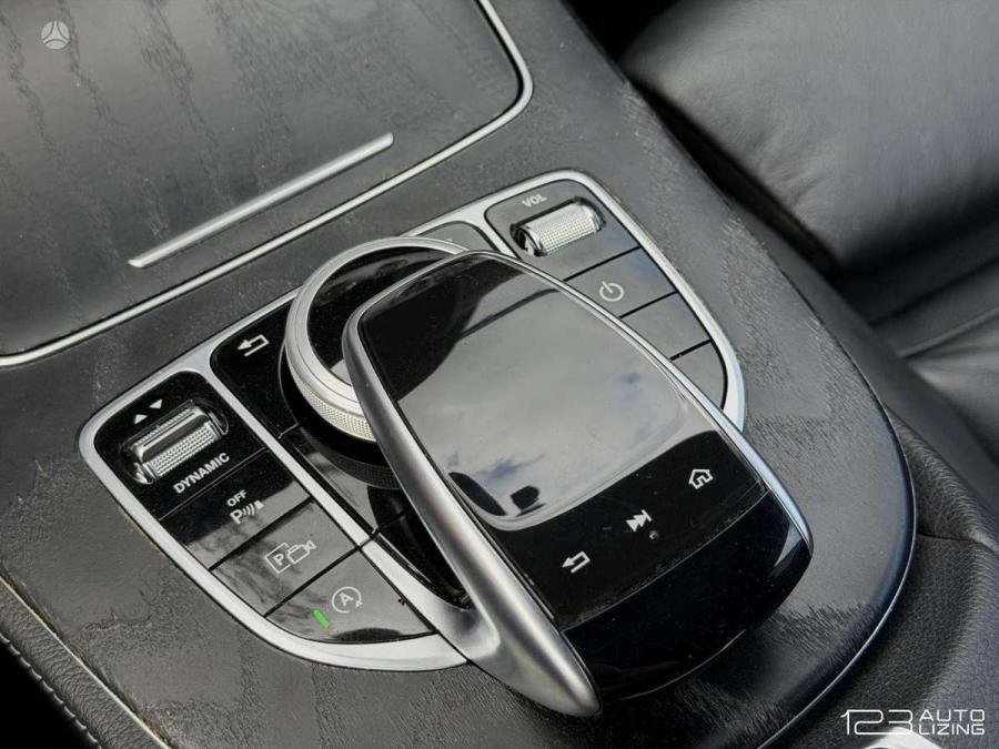 Grey Mercedes-Benz E 220 2017 in Taurage, with an engine capacity of 2.00 L and mileage of 209 thousand km for 22300 €, photo 25 on AUTOMOTO.COM.LV