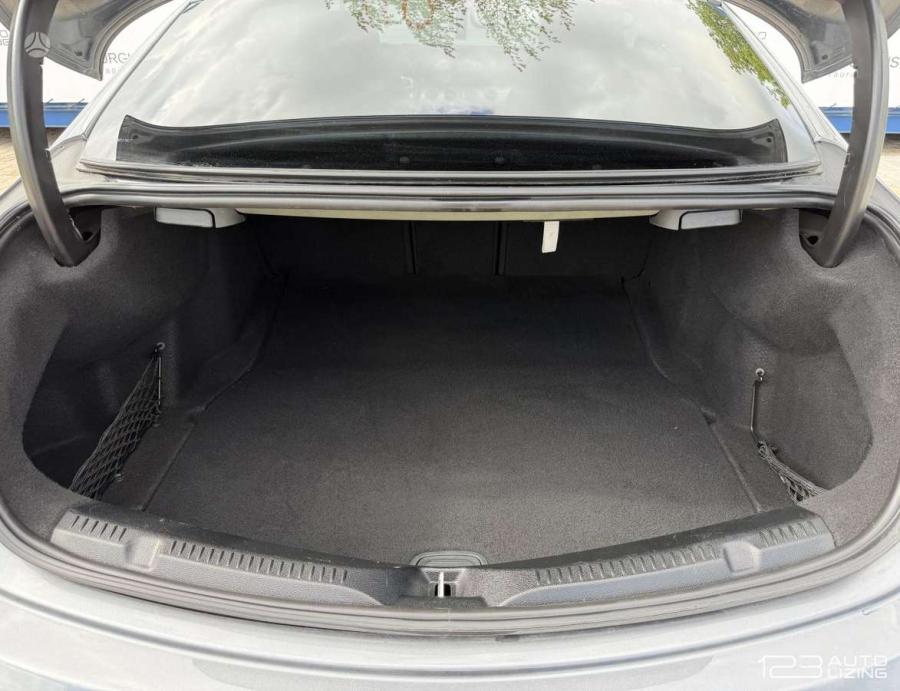 Pelēks Mercedes-Benz E 220 2017 Tauragė, ar dzinēja tilpumu 2.00 L un nobraukumu 209 tūkst. km par 21800 €, foto 30 vietnē AUTOMOTO.COM.LV