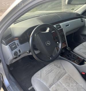 Pelēks Mercedes-Benz E 220 1999 Saldus, ar dzinēja tilpumu 2.20 L un nobraukumu 119 tūkst. km par 2550 €, foto 6 vietnē AUTOMOTO.COM.LV