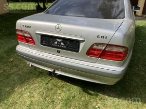 Pelēks Mercedes-Benz E 220 2002 Rīga, ar dzinēja tilpumu 2.20 L un nobraukumu 286 tūkst. km par 2450 €, foto 6 vietnē AUTOMOTO.COM.LV