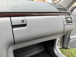 Pelēks Mercedes-Benz E 220 2002 Rīga, ar dzinēja tilpumu 2.20 L un nobraukumu 286 tūkst. km par 2450 €, foto 14 vietnē AUTOMOTO.COM.LV