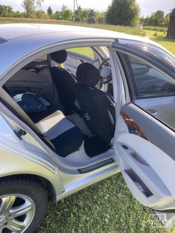 Grey Mercedes-Benz E 220 2002 in Marijampole, with an engine capacity of 2.10 L and mileage of 325 thousand km for 3500 €, photo 9 on AUTOMOTO.COM.LV