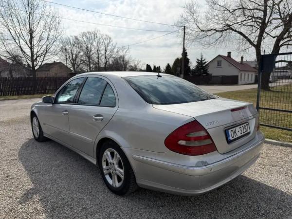 Серый Мерседес E 220 2002 в Вентспилс, объемом двигателя 2.20 л и пробегом 316 тыс. км за 1700 €, фото 6 на AUTOMOTO.COM.LV