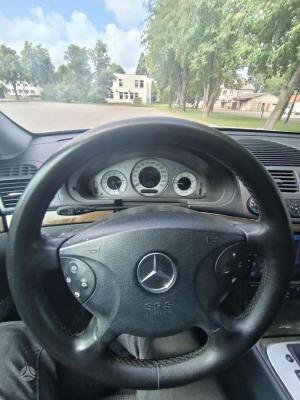 Серый Мерседес E 220 2002 в Скуодас, объемом двигателя 2.15 л и пробегом 316 тыс. км за 1550 €, фото 9 на AUTOMOTO.COM.LV