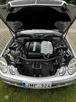 Серый Мерседес E 220 2002 в Каунас, объемом двигателя 2.15 л и пробегом 375 тыс. км за 1550 €, фото 18 на AUTOMOTO.COM.LV