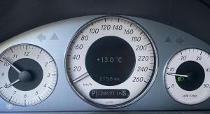 Pelēks Mercedes-Benz E 220 2002 Klaipėda, ar dzinēja tilpumu 2.15 L un nobraukumu 334 tūkst. km par 2500 €, foto 14 vietnē AUTOMOTO.COM.LV