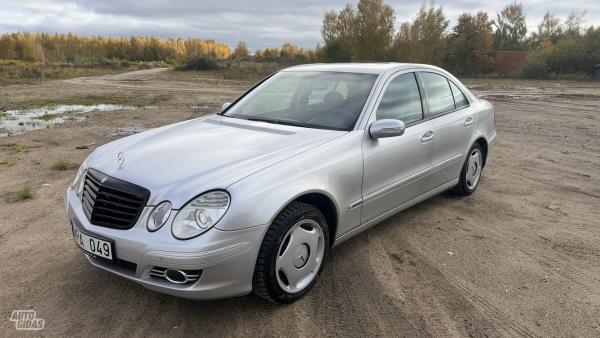 Серый Мерседес E 220 2002 в Шяуляй, объемом двигателя 2.20 л и пробегом 296 тыс. км за 1850 €, фото 6 на AUTOMOTO.COM.LV