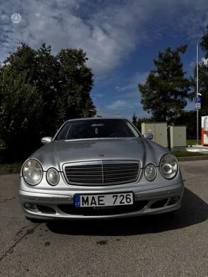 Grey Mercedes-Benz E 220 2003 in Radviliskis, with an engine capacity of 2.15 L and mileage of 344 thousand km for 2000 €, photo 3 on AUTOMOTO.COM.LV