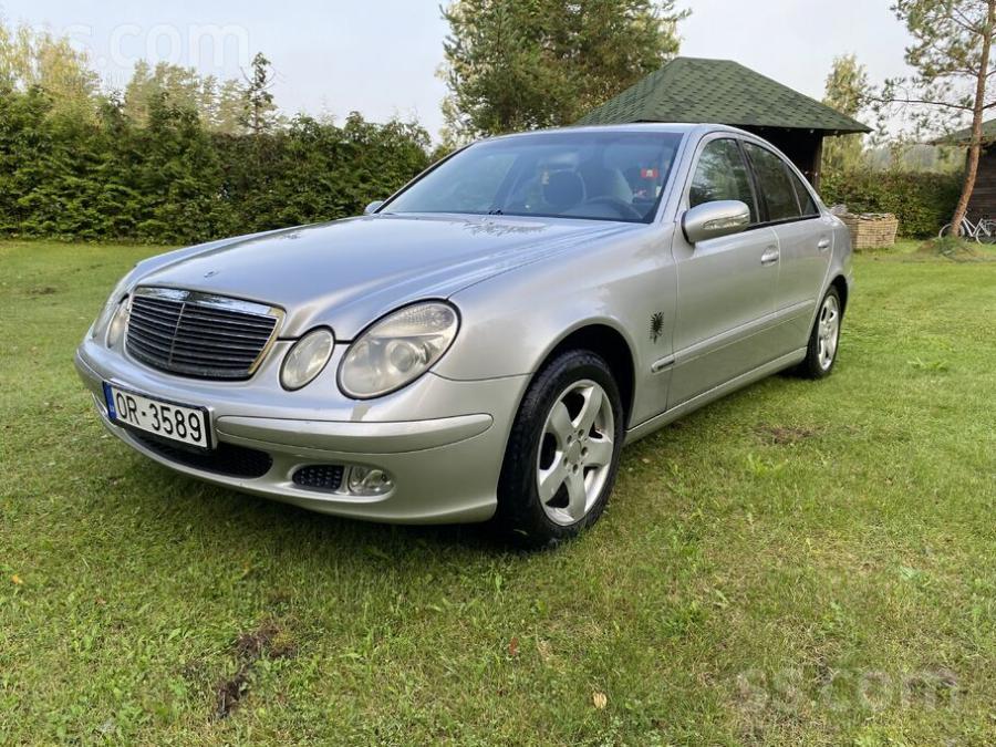 Серый Мерседес E 220 2003 в Рига, объемом двигателя 2.20 л и пробегом 345 тыс. км за 2700 €, фото 3 на AUTOMOTO.COM.LV