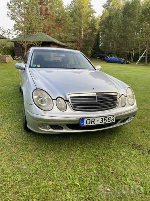 Серый Мерседес E 220 2003 в Рига, объемом двигателя 2.20 л и пробегом 345 тыс. км за 2700 €, фото 4 на AUTOMOTO.COM.LV
