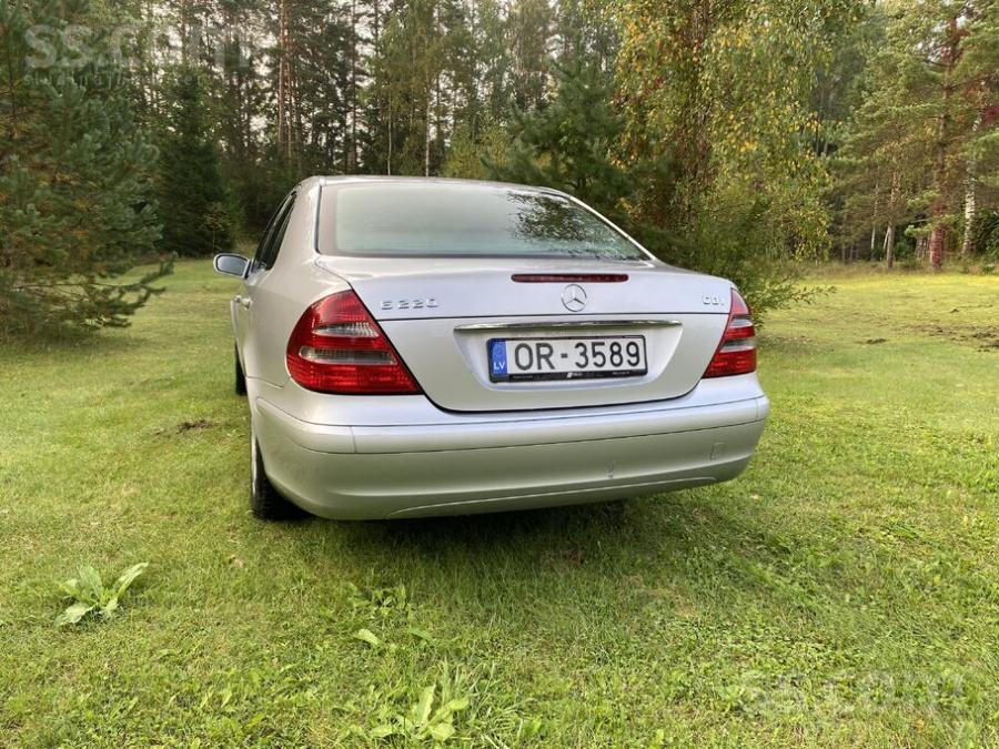 Серый Мерседес E 220 2003 в Рига, объемом двигателя 2.20 л и пробегом 345 тыс. км за 2700 €, фото 8 на AUTOMOTO.COM.LV