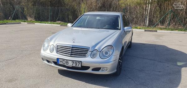 Grey Mercedes-Benz E 220 2004 in Vilnius, with an engine capacity of 2.20 L and mileage of 211 thousand km for 4999 €, photo 1 on AUTOMOTO.COM.LV