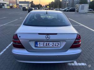 Серый Мерседес E 220 2004 в Мариямполе, объемом двигателя 2.15 л и пробегом 266 тыс. км за 2450 €, фото 7 на AUTOMOTO.COM.LV
