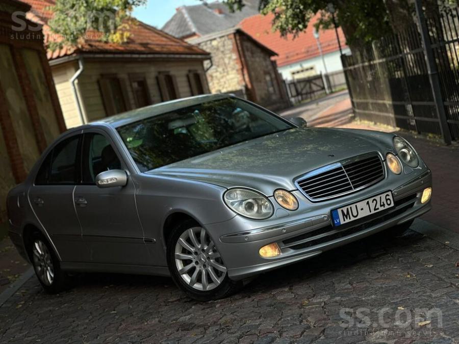 Pelēks Mercedes-Benz E 220 2004 Cēsis, ar dzinēja tilpumu 2.20 L un nobraukumu 396 tūkst. km par 2990 €, foto 3 vietnē AUTOMOTO.COM.LV