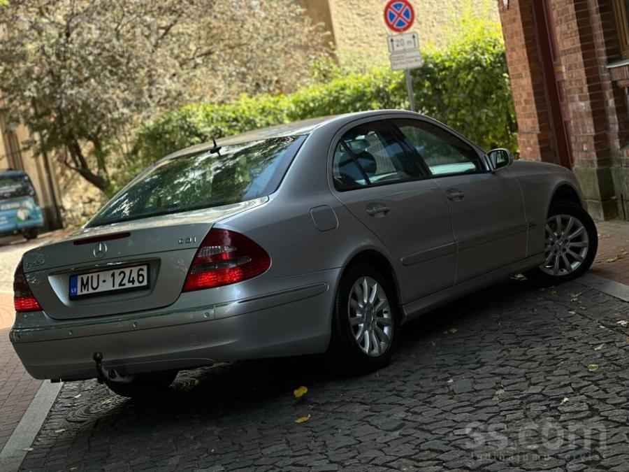 Pelēks Mercedes-Benz E 220 2004 Cēsis, ar dzinēja tilpumu 2.20 L un nobraukumu 396 tūkst. km par 2990 €, foto 11 vietnē AUTOMOTO.COM.LV