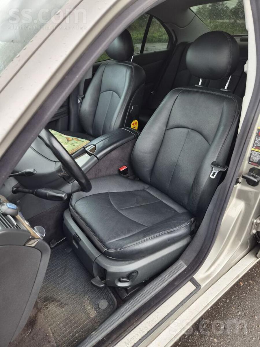 Grey Mercedes-Benz E 220 2004 in Jurmala, with an engine capacity of 2.20 L and mileage of 400 thousand km for 2499 €, photo 8 on AUTOMOTO.COM.LV