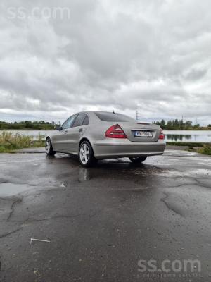 Grey Mercedes-Benz E 220 2004 in Jurmala, with an engine capacity of 2.20 L and mileage of 400 thousand km for 2499 €, photo 9 on AUTOMOTO.COM.LV
