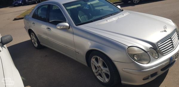 Pelēks Mercedes-Benz E 220 2005 Kauņa, ar dzinēja tilpumu 2.10 L un nobraukumu 600 tūkst. km par 1700 €, foto 1 vietnē AUTOMOTO.COM.LV