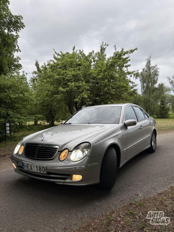 Серый Мерседес E 220 2005 в Ионишкис, объемом двигателя 2.20 л и пробегом 399 тыс. км за 1850 €, фото 2 на AUTOMOTO.COM.LV