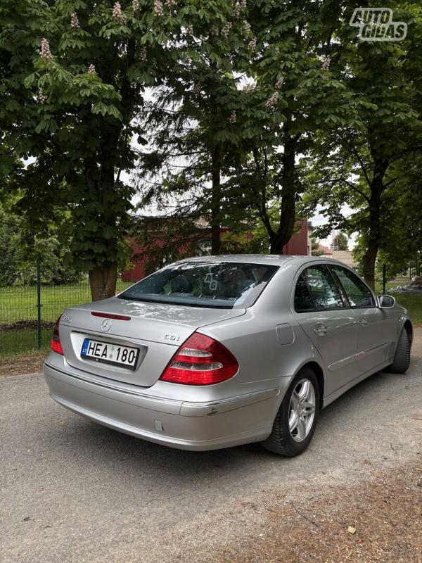 Серый Мерседес E 220 2005 в Ионишкис, объемом двигателя 2.20 л и пробегом 399 тыс. км за 1850 €, фото 5 на AUTOMOTO.COM.LV
