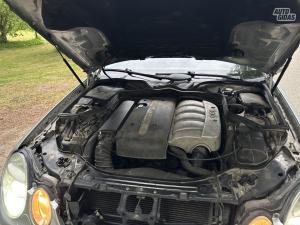 Pelēks Mercedes-Benz E 220 2005 Joniškis, ar dzinēja tilpumu 2.20 L un nobraukumu 399 tūkst. km par 1850 €, foto 13 vietnē AUTOMOTO.COM.LV