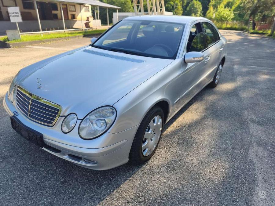 Pelēks Mercedes-Benz E 220 2005 Utena, ar dzinēja tilpumu 2.15 L un nobraukumu 282 tūkst. km par 3250 €, foto 21 vietnē AUTOMOTO.COM.LV