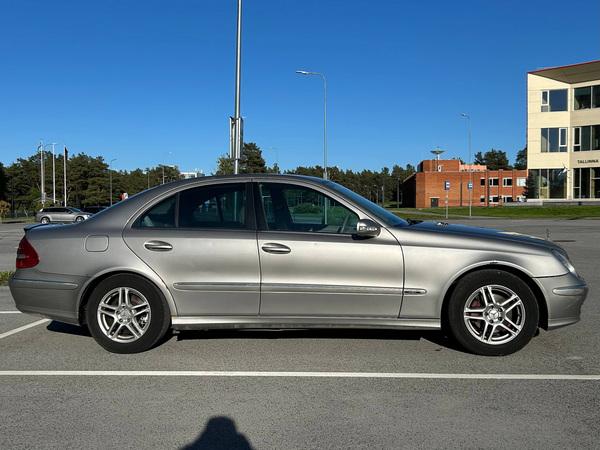 Pelēks Mercedes-Benz E 220 2005 Tallina, ar dzinēja tilpumu 2.10 L un nobraukumu 280 tūkst. km par 2690 €, foto 3 vietnē AUTOMOTO.COM.LV